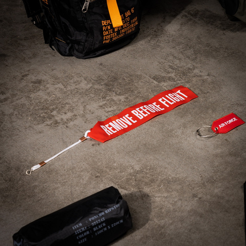 Security ribbon Remove before Flight